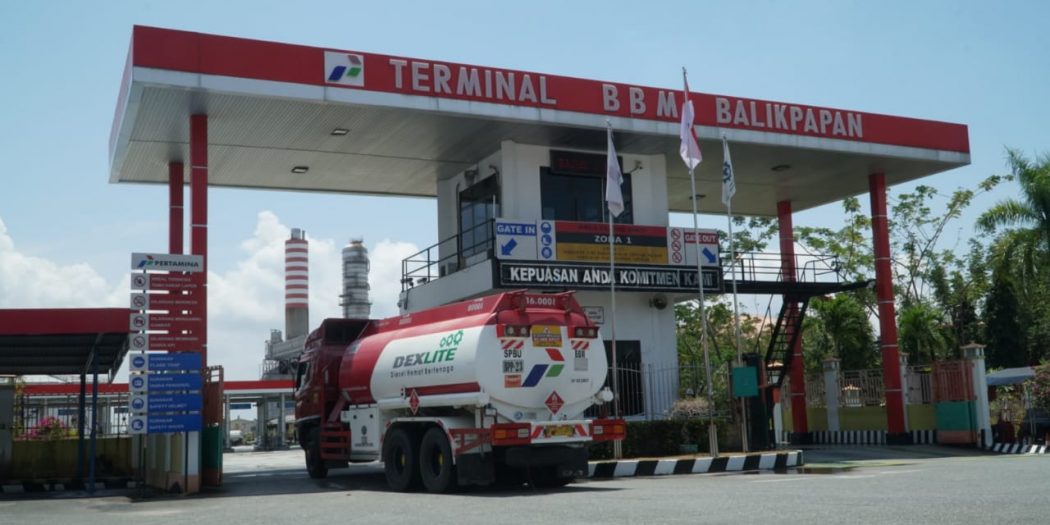 Kilang Minyak Balikpapan Setop Produksi, Pertamina Pastikan Stok BBM Kalimantan Aman ...