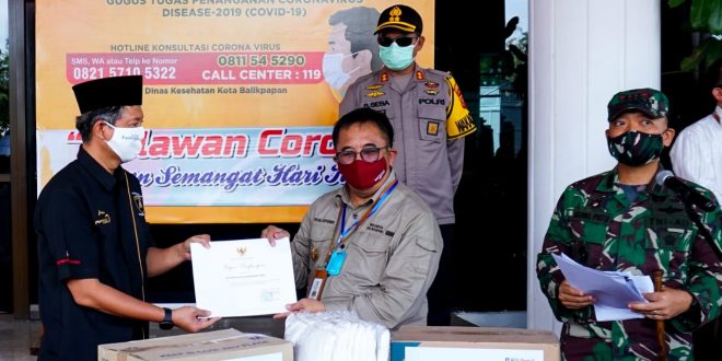 PHKT Salurkan 753 Paket Sembako Bagi Masyarakat Balikpapan ...