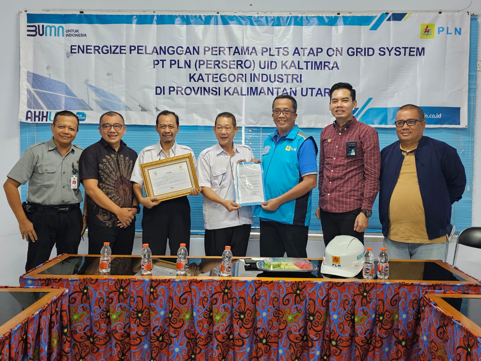 GM UID PLN Kaltimra Kunjungi PT IDEC, Pelanggan Pertama PLTS Kategori Industri - IniBalikpapan.Com