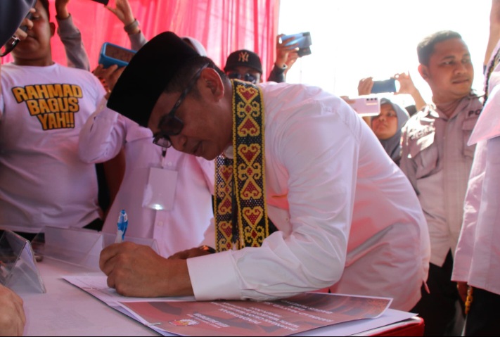 Pasangan Rahmad Mas'ud-Bagus Jadi Yang Pertama Daftar ke KPU Balikpapan - IniBalikpapan.Com