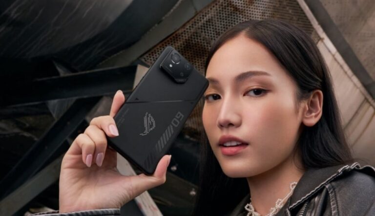Lagi Cari Smartphone Gaming? Harga Asus ROG Phone 9 Fan Edition Kini ...